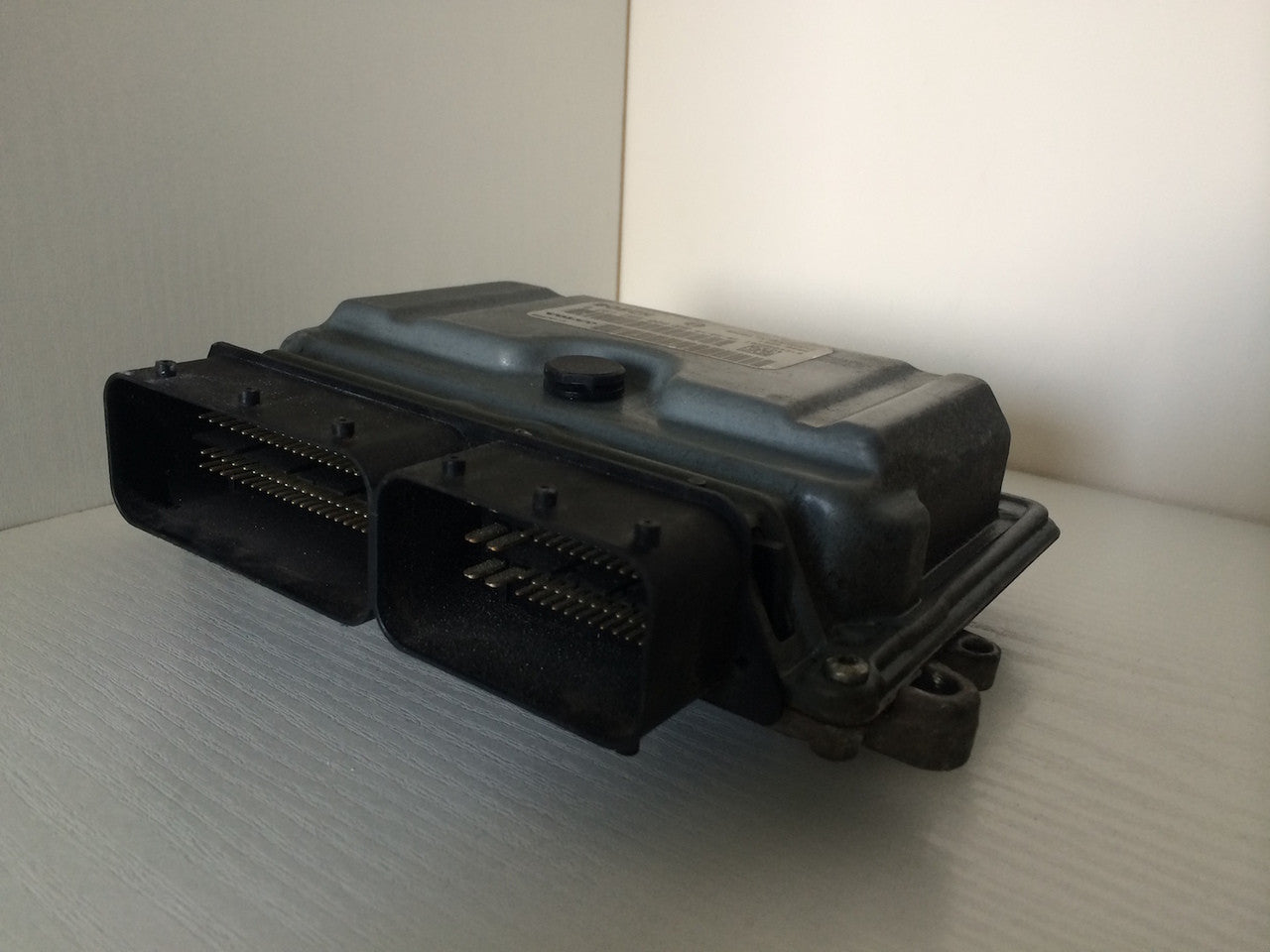 Plug & Play Bosch Engine ECU, Volvo S60 II 2.5T5, S80 II 2.5 FT/T, V70 ...